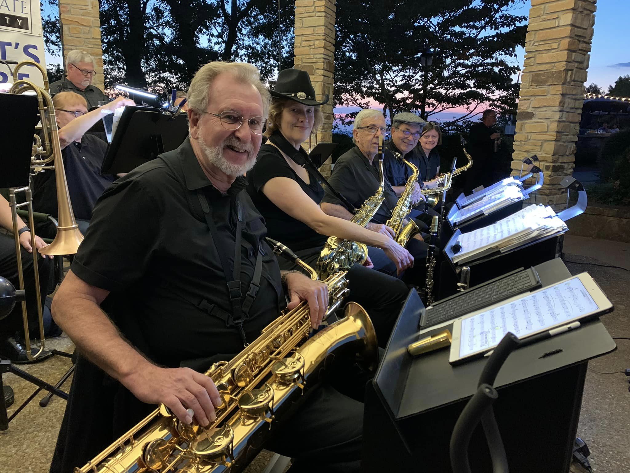 City Lights & Stars audience can chill to Calypso Vision on August 30 ...